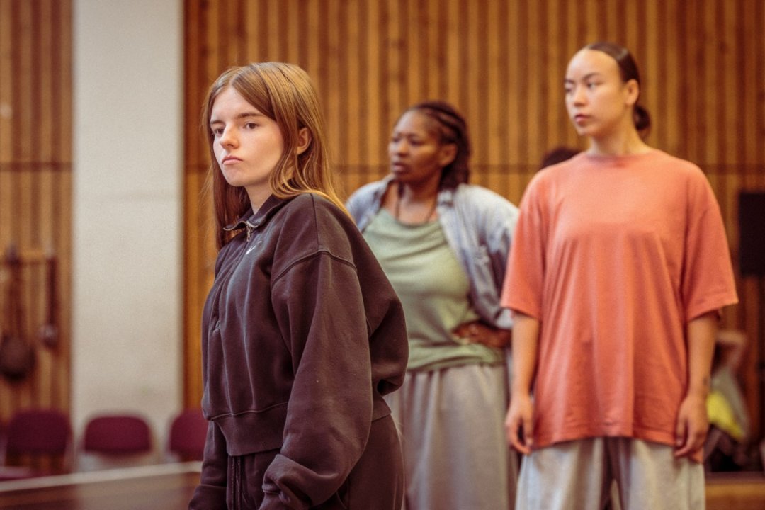 Photos: Bacchae at the National Theatre with James McArdle, Clare ...