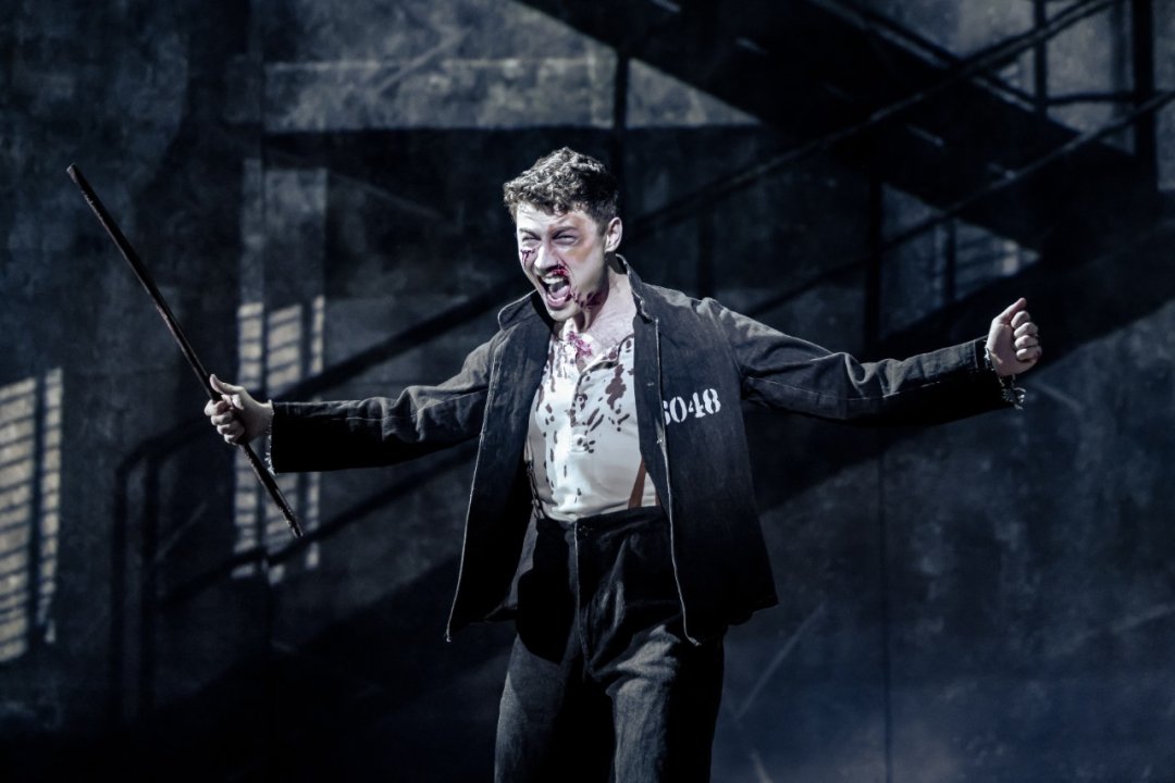 Photos: Bonnie & Clyde The Musical UK tour | West End Theatre