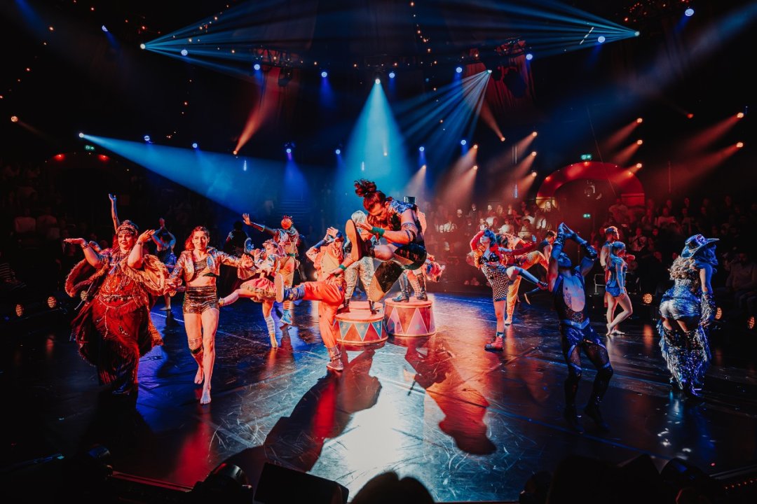 New video: Come Alive! The Greatest Showman Circus Spectacular in ...
