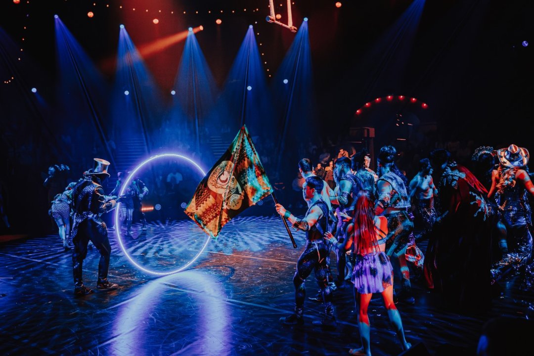 New video: Come Alive! The Greatest Showman Circus Spectacular in ...