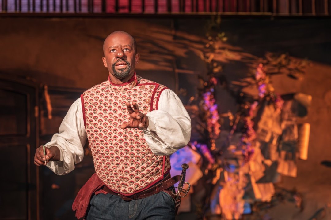 Cyrano de Bergerac reviews round-up at the RSC starring Adrian Lester ...