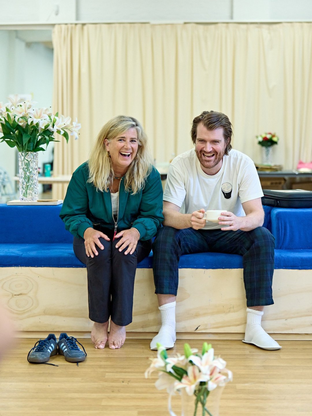 First-look Photos: Hedda starring Lily Allen, Brendan Coyle & Tom ...