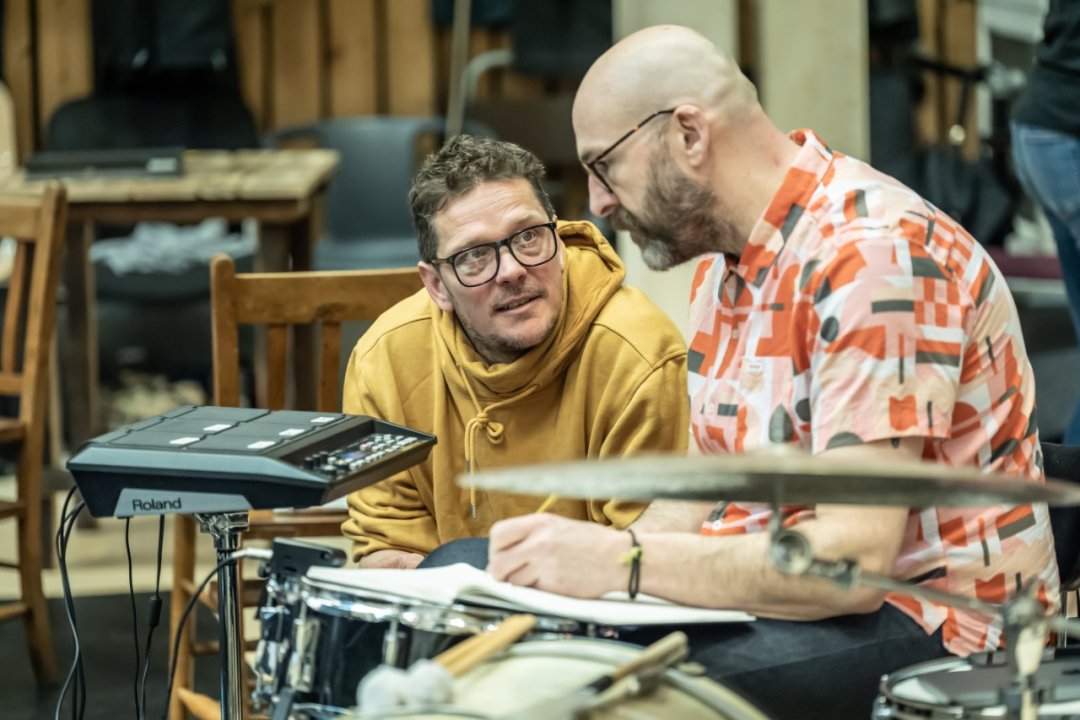 Photos: London Tide at the National Theatre [Updated] | West End Theatre