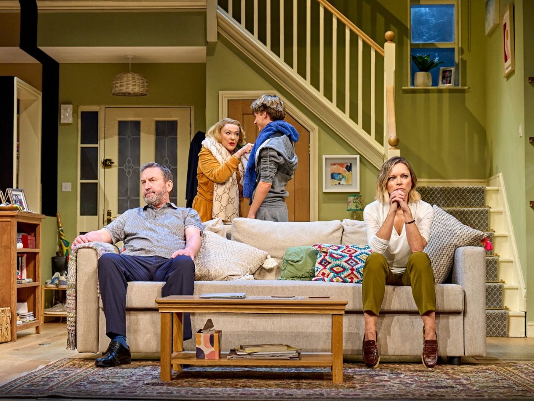 First-look Photos: The Unfriend starring Lee Mack | West End Theatre