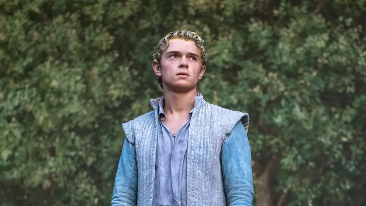 Romeo & Juliet starring Sadie Sink & Noah Jupe – Behind the scenes photoshoot video released ...